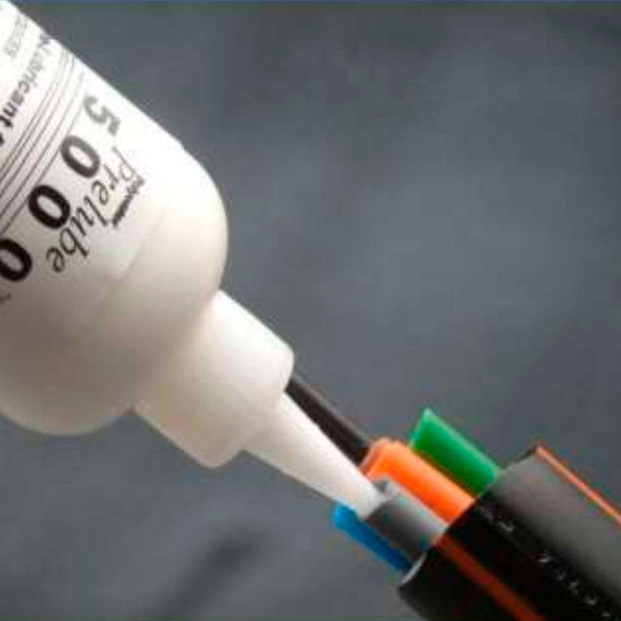 PM8 - POLYWATER - Lubricante "Prelube 5000" (240 ml) – ico.mx